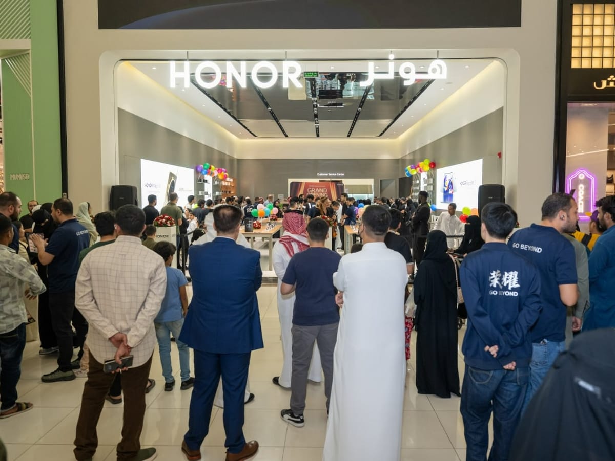 HONOR opens 11th Saudi store at Yasmin Mall Jeddah